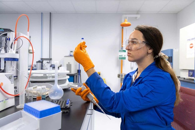 SLB to acquire RESMAN Energy Technology, expanding tracer and reservoir ...