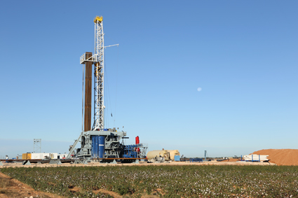 Encana changing its name, moving headquarters to the U.S.