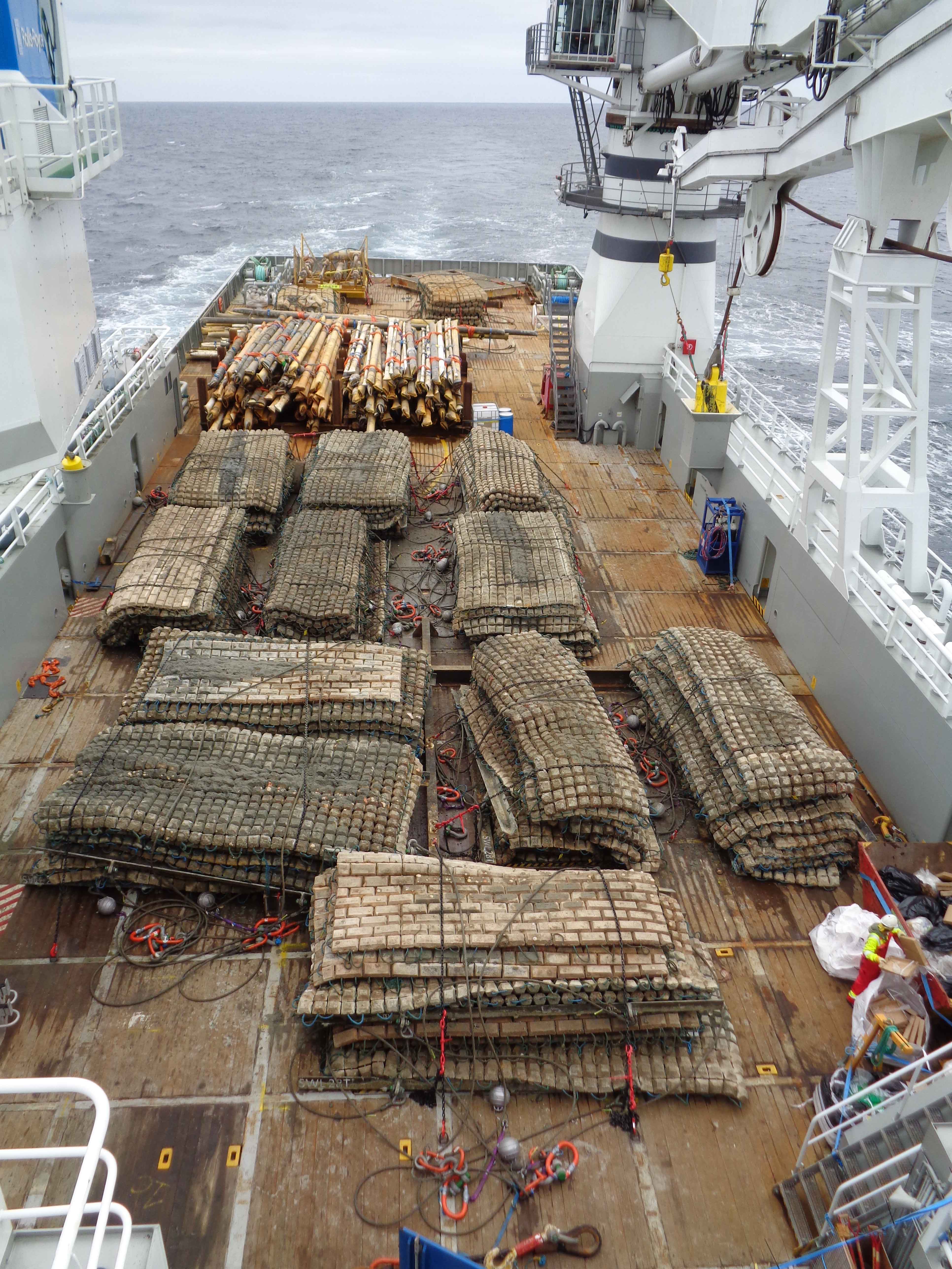 Bibby Offshore delivers on two UKCS decommissioning contracts