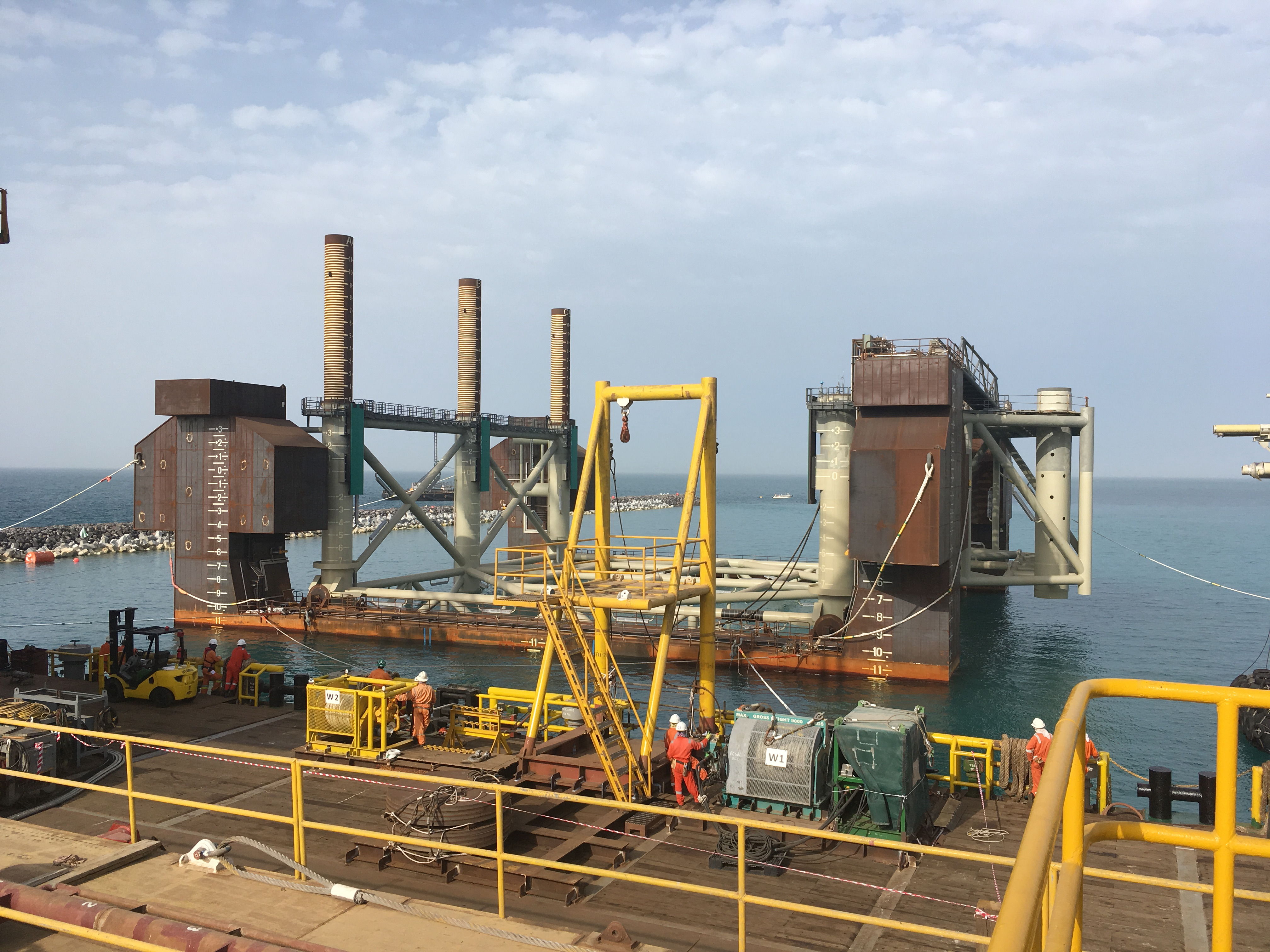 Aqualis Offshore completes jacket installation in Bahrain