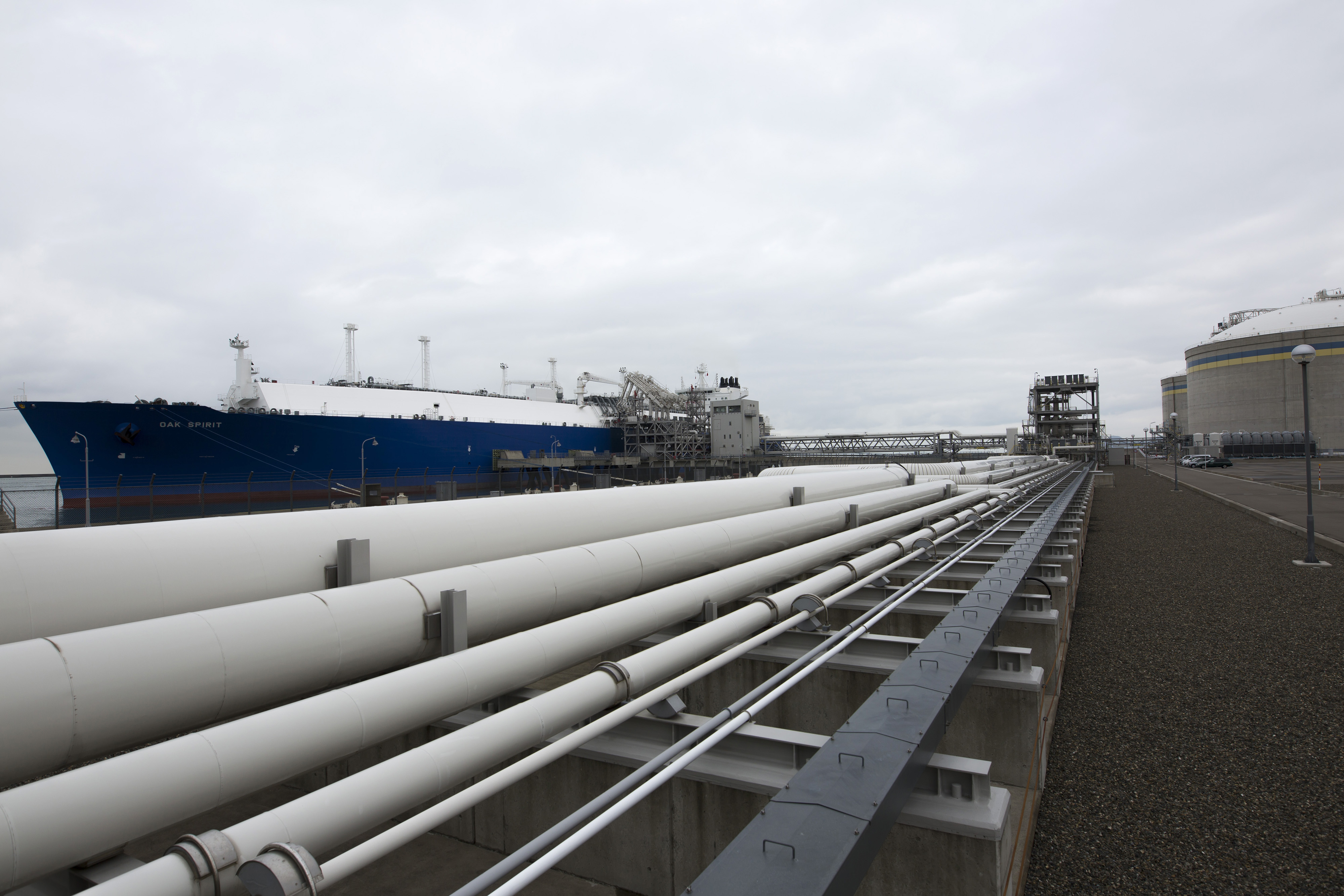 Pacific Energy in talks with NextDecade, Tellurian on U.S. LNG