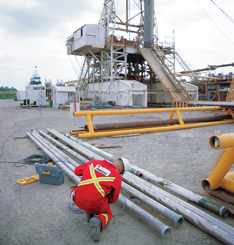 Real-time SAGR LWD improves Russian well success